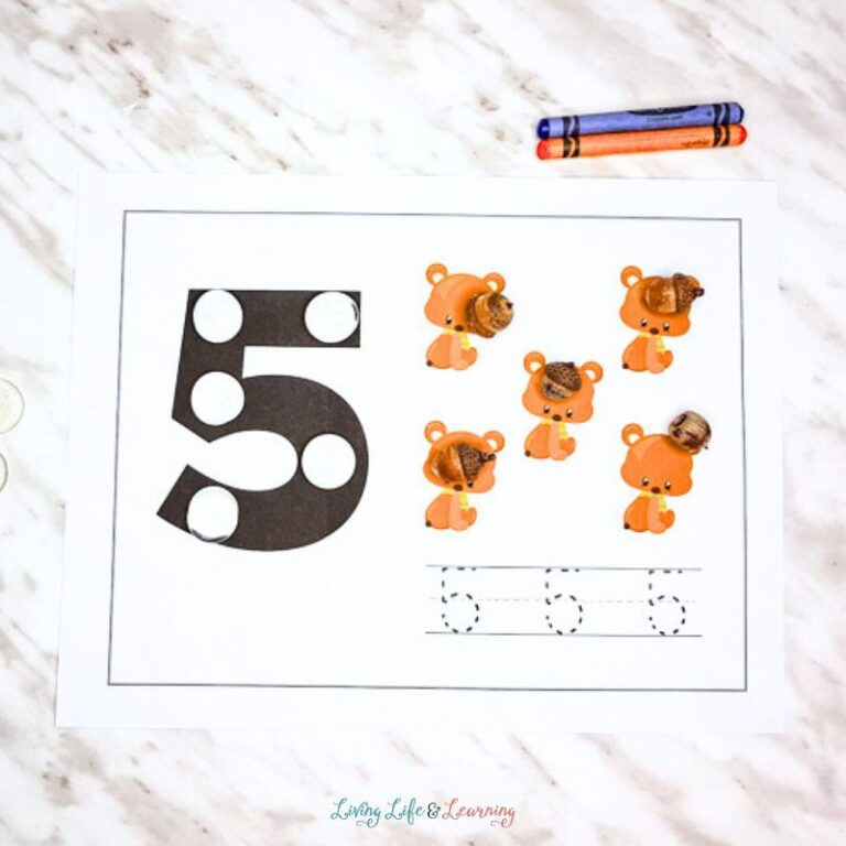 Adorable Fall Animals Counting Mats for Kids
